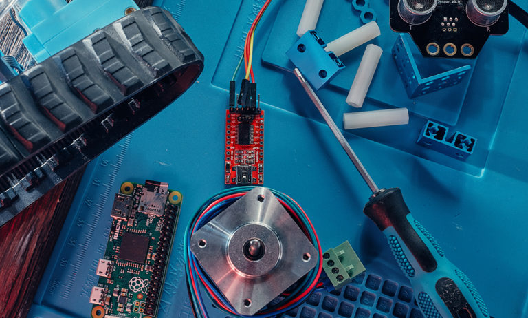 Custom Programmable Robots for Education - Integra Sources